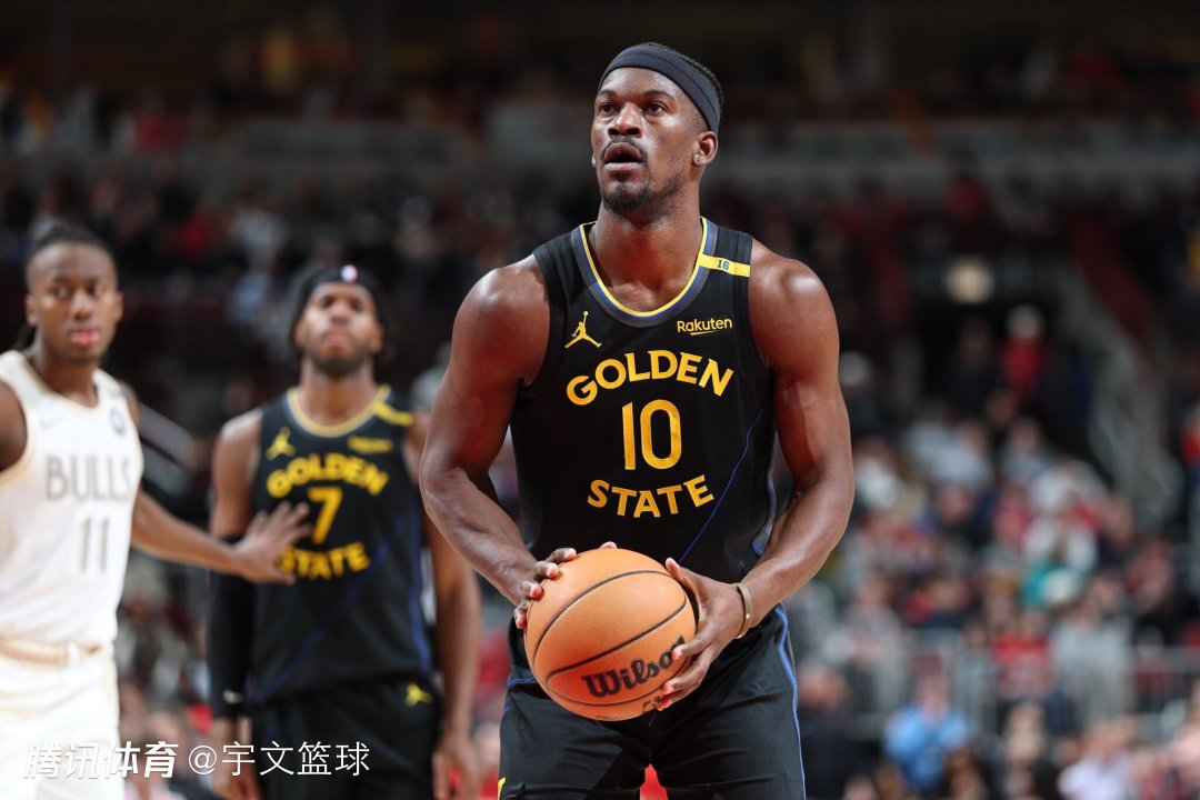 9日比赛综述：巴特勒勇士首秀大胜公牛 里夫斯45分湖人拒步行者逆转