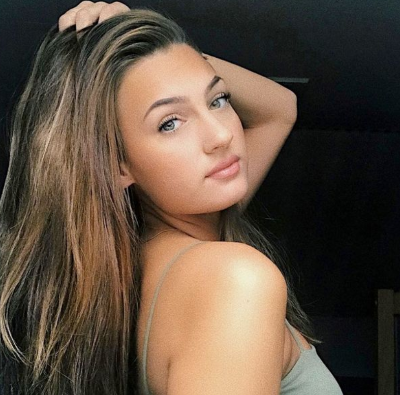 曼城新门神的妻子被曝光！棕发美女身材好，偏爱M开头的地方