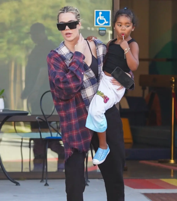 特里斯坦汤普森双喜临门！美媒：前女友很想他，有望留在公牛队